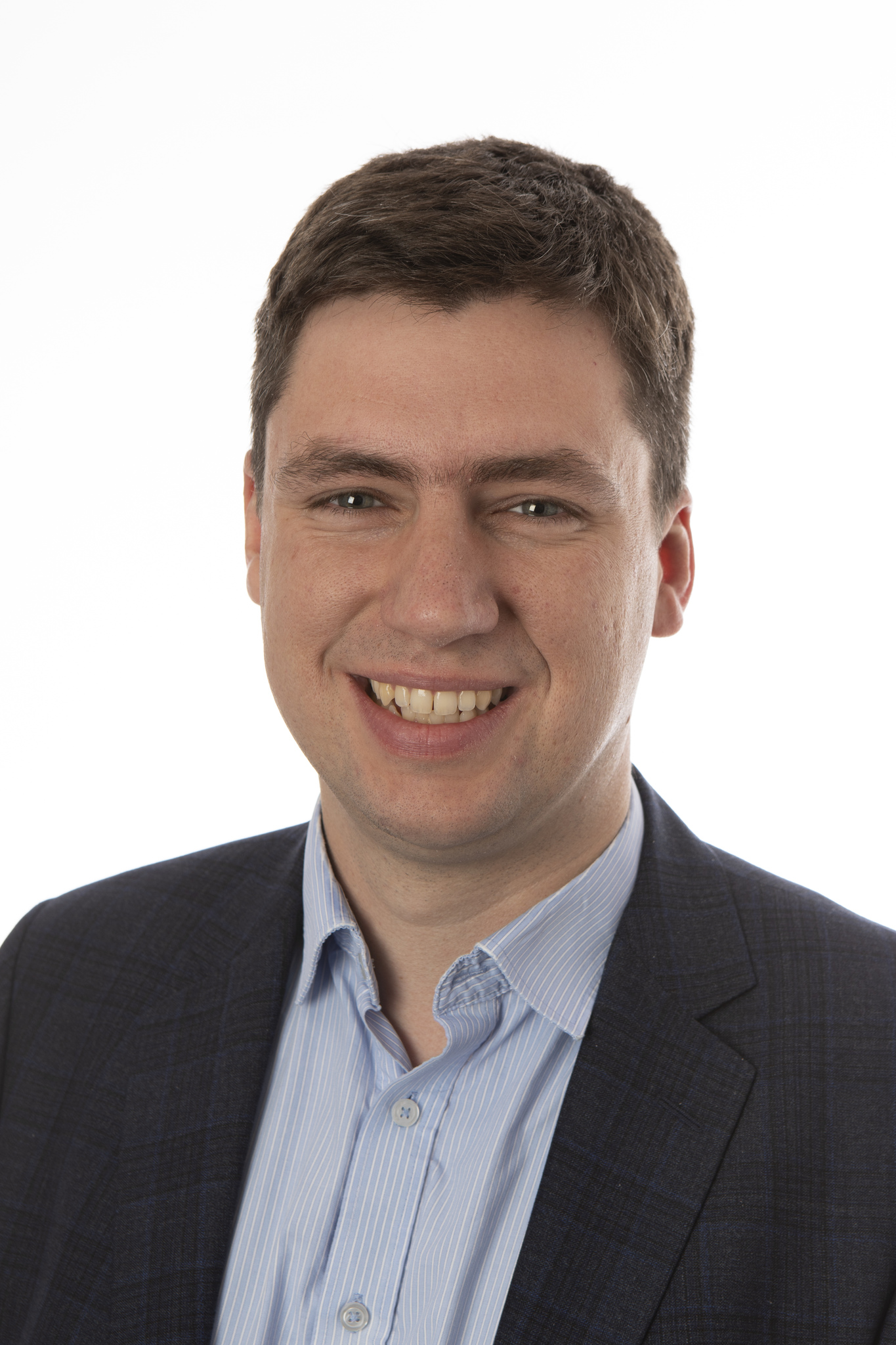 Nuclear decommissioning: international perspectives